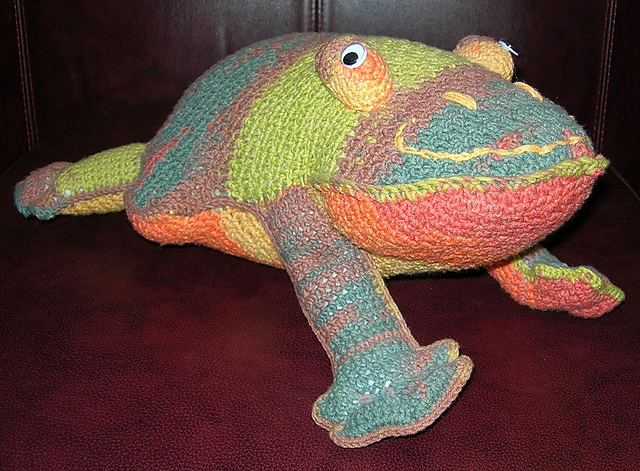 Ravelry: Crocheted Frogs pattern by American Thread Company