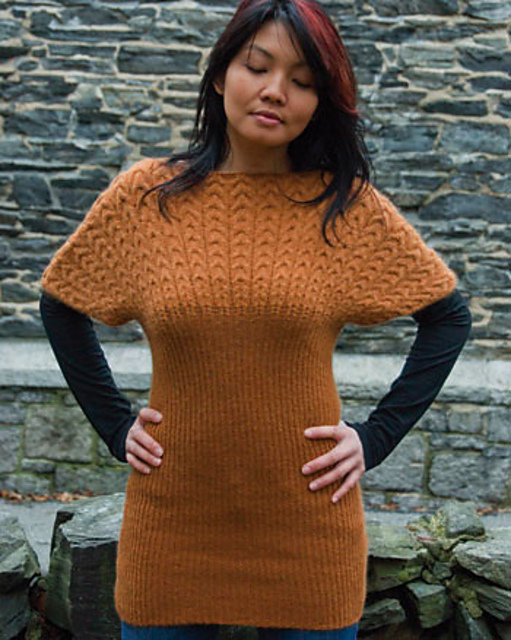 Ravelry: Aria pattern by Laura Zukaite