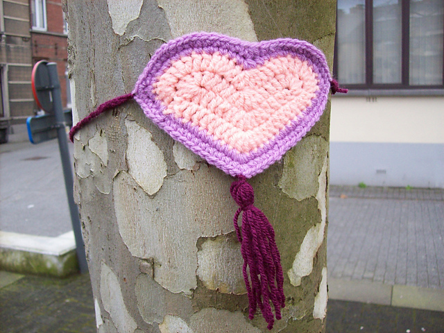 Ravelry: SchaduwZijde's Valentine yarnstorm project