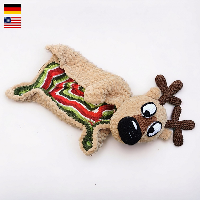 Ravelry: REINDEER cuddle cloth pattern by Jacqueline Schopp