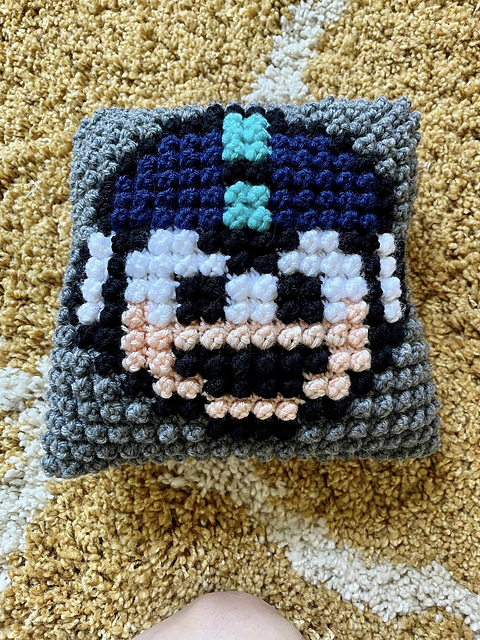 Ravelry: Mega cushion pattern by Guylaine Hebert