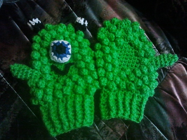 Ravelry: Popcorn monster mittens pattern by Guylaine Hebert