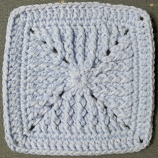 Ravelry: Ribbed Square pattern by Jitterie