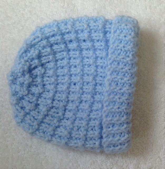 Ravelry: Ridge stitch Baby beanie Hat pattern by Mary Edwards