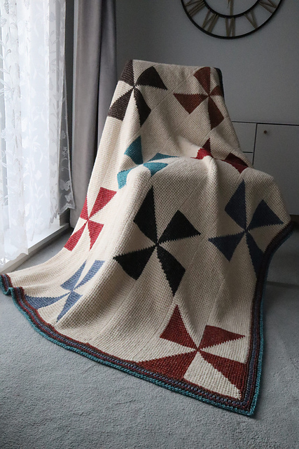 Ravelry: Windmill Throw pattern by Miroslava Mihalkova