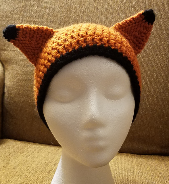 Ravelry: Fox Hat pattern by Jennie Masterson