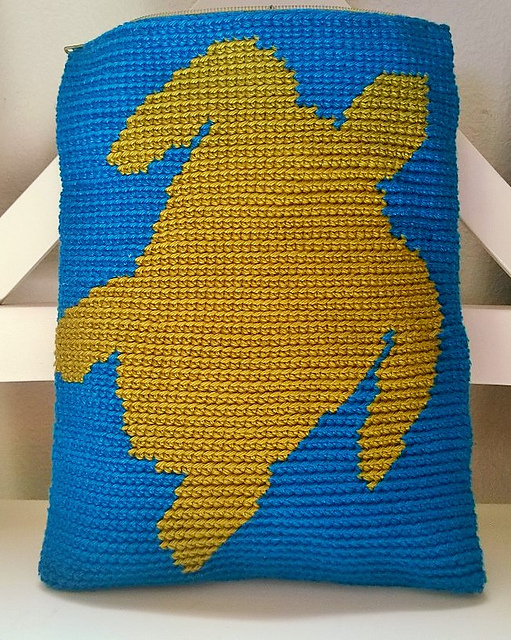 Ravelry: Sea Turtle Pouch pattern by The Sequin Turtle