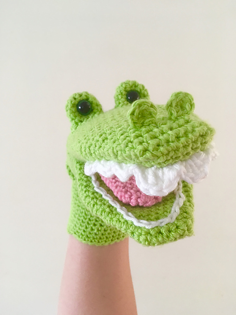 Ravelry: Cassius the Friendly Crocodile Hand Puppet pattern by Helen McLean
