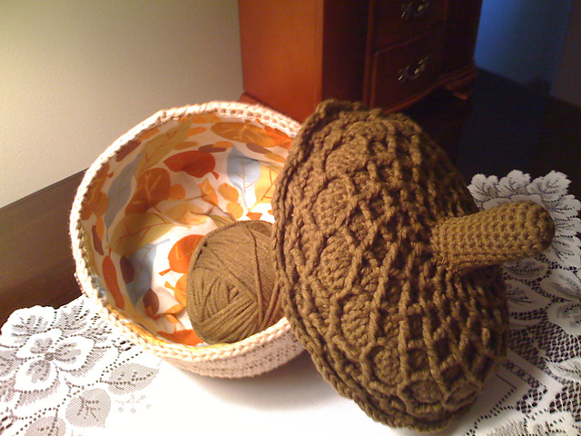 Ravelry: ShaanaBanaana's Acorn Bag