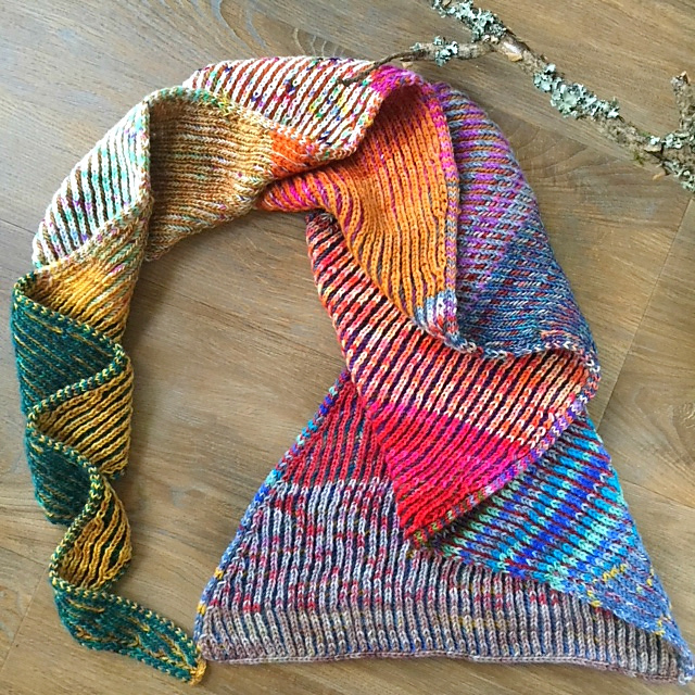 Ravelry: Adaluma Scarf pattern by Shara Made