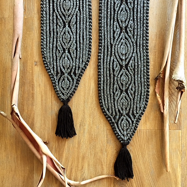 Ravelry: Tidal Scarf pattern by Shara Made