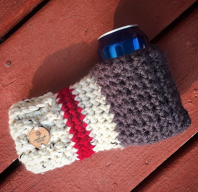 Ravelry: Lumberjack Beer Mitten pattern by Shari Reid