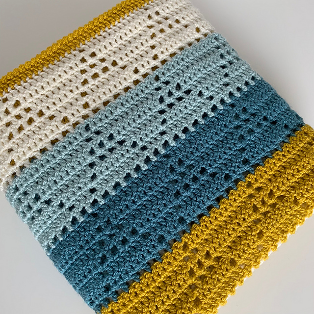 Ravelry: Snowy Mountains Blanket pattern by Sharon Facey