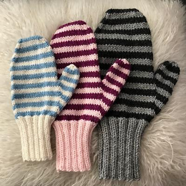 Ravelry: Snow Day pattern by Sharon Mooney