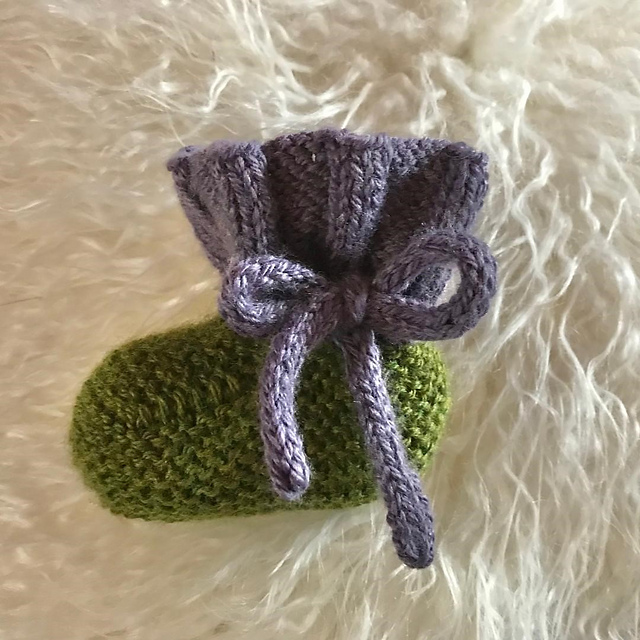 Ravelry: Flower Baby pattern by Sharon Mooney