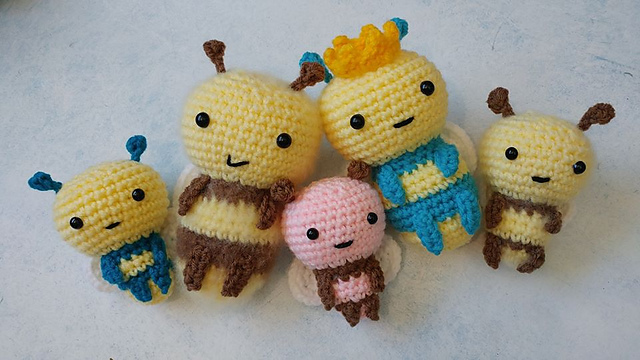 Ravelry: Bee Family pattern by Sharon Ojala