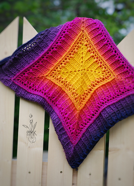 Ravelry: SheMakesKnots' Bayka (Square - summer top)