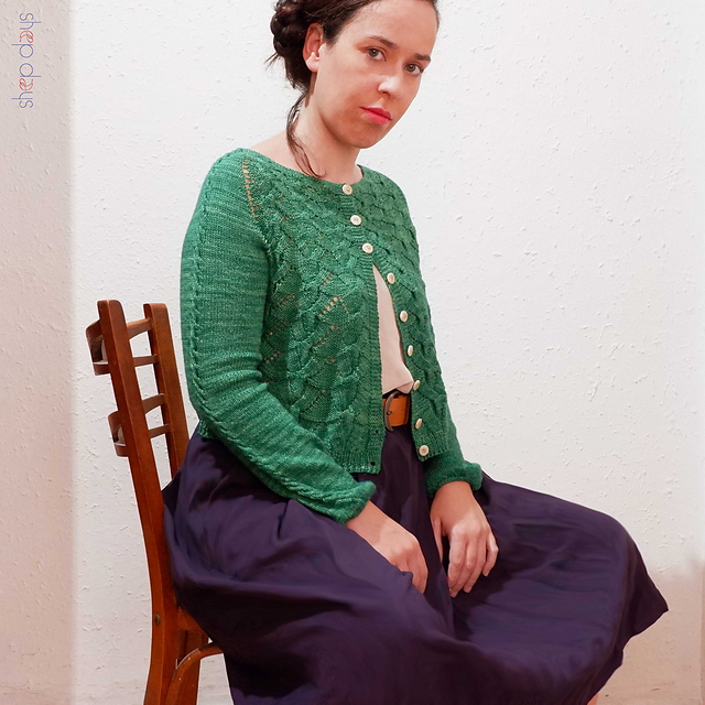 Ravelry: Criss Cross Crush Cardi pattern by Ines Garcia