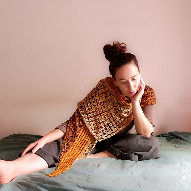 Ravelry: Cute Kite Shawl pattern by Ines Garcia