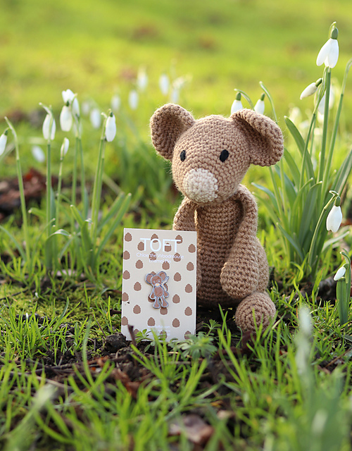 Ravelry: Chloe the Woodmouse pattern by Kerry Lord