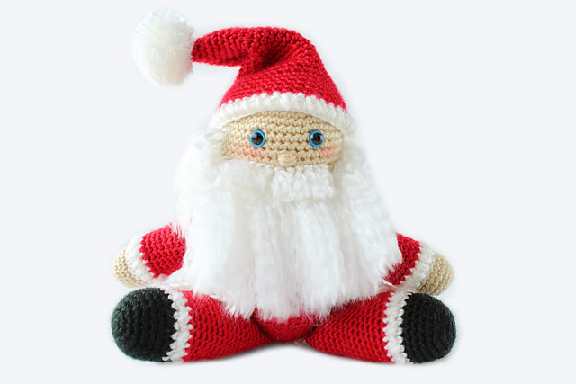 Ravelry: Santa Claus Plushie pattern by Shehla Ahmed