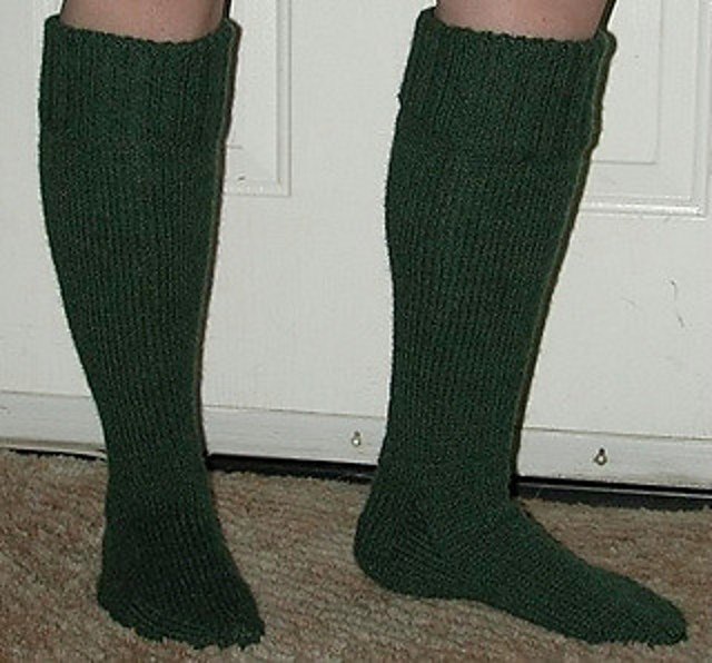 Ravelry: Basic Knitted Kilt Hose pattern by Diane Jensen Donald