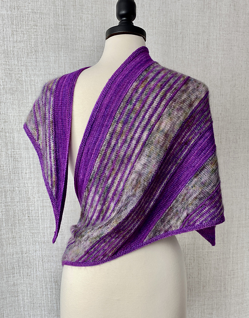 Ravelry: ELECTRIC BEACH pattern by Shellie Anderson