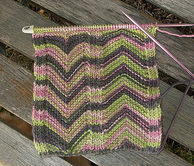 Ravelry: Reverse Chevron Scarf pattern by Iris Schreier