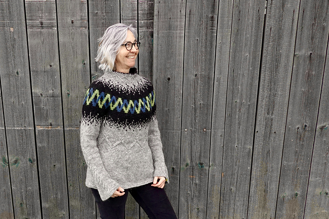 Ravelry: Designs by Shiona Rizza
