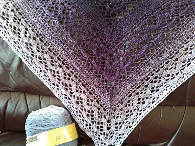 Ravelry: Sianemilyjohn's Klaziena shawl