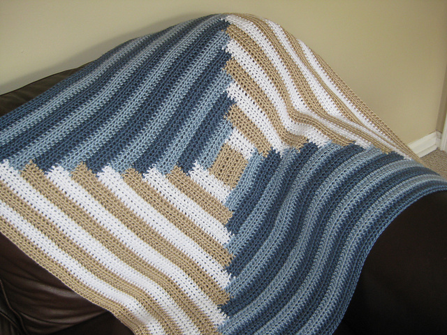 Ravelry: Log Cabin Baby Blanket pattern by Lion Brand Yarn