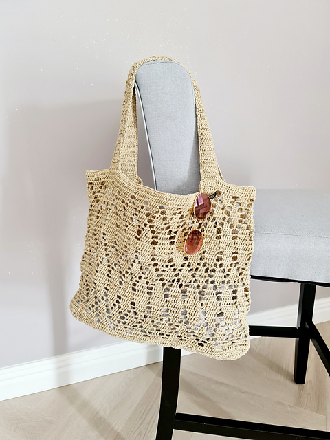 Ravelry: Geometric Diamond Bag pattern by Sienna Ivy