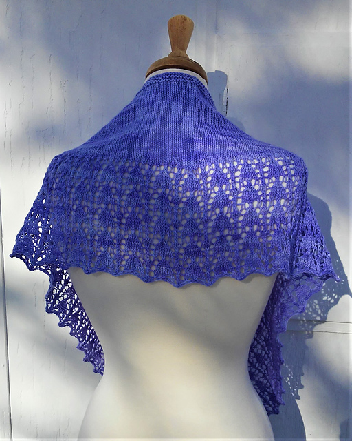 Ravelry: Spring Flower's Crescent Shawl pattern by Nancy Lekx