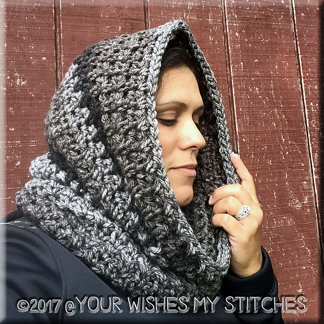 Ravelry: The CLEVELAND Cowl pattern by Silver Maple Stitches
