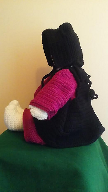 Ravelry: Amish Mädchen Doll pattern by Rhonda Hogarth