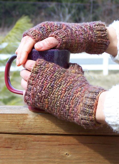 Ravelry: Rugged pattern by Simone Kereit