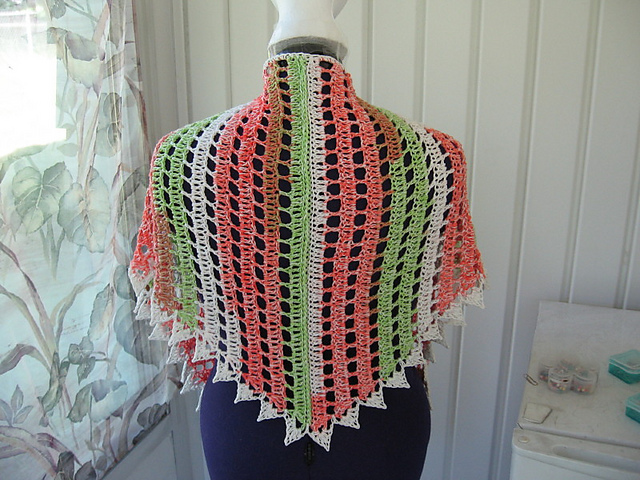 Ravelry: Zipper Shawl pattern by Vicki Mikulak