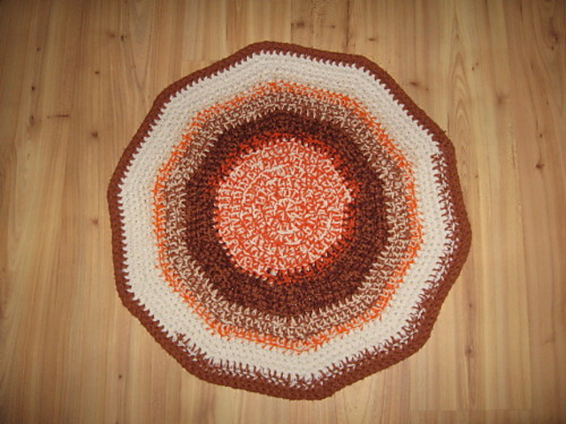 Ravelry: Ten Sided Throw Rug pattern by Vicki Mikulak