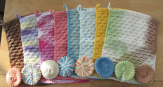 Ravelry: Loopy & Yo Yo Kitchen Set pattern by Vicki Mikulak