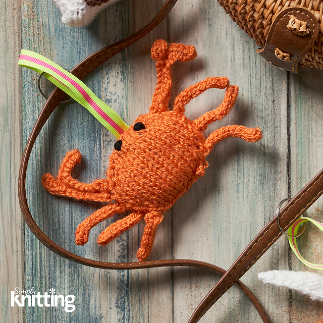 Ravelry: Grab a Crab pattern by Nicola Valiji