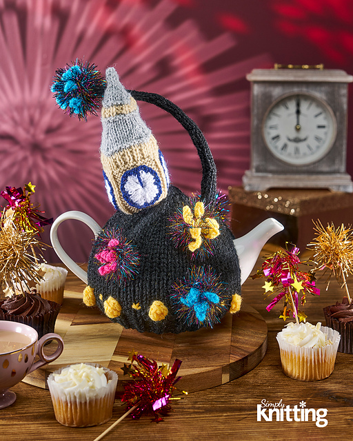 Ravelry: Happy New Year Tea Cosy pattern by Suzy Cowper