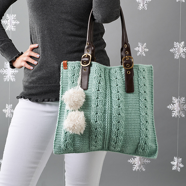 Ravelry: Cable Tote Bag pattern by Esme Crick