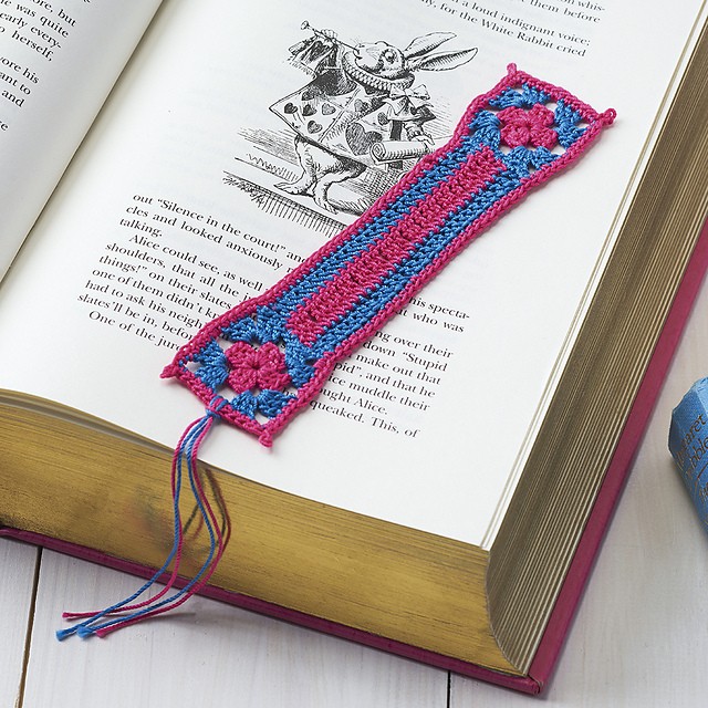 Ravelry: Granny Square Bookmark pattern by Elisabeth Davis de Herraiz