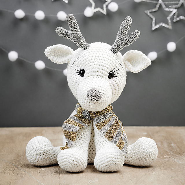 Ravelry: Amigurumi Reindeer pattern by Lisa Paddock