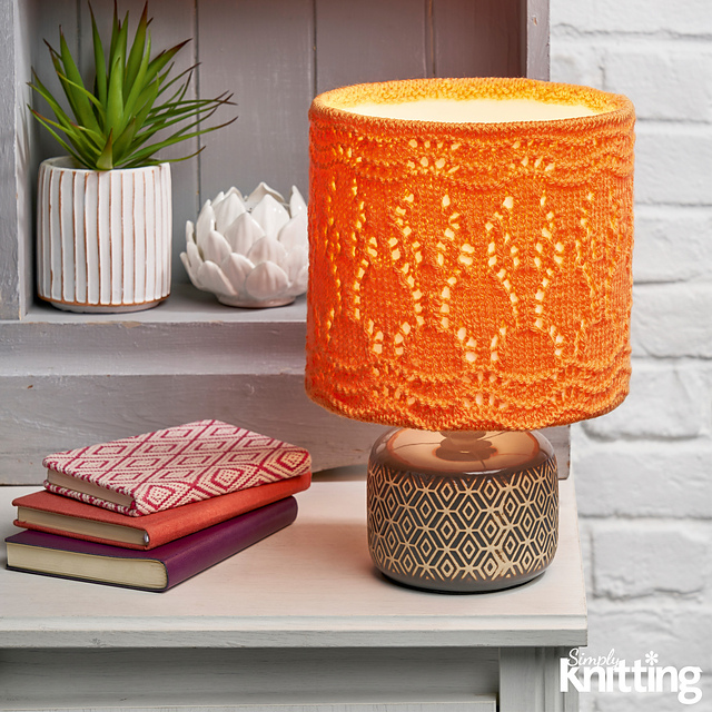 Ravelry: Lampshade Cover pattern by Susan Cowper