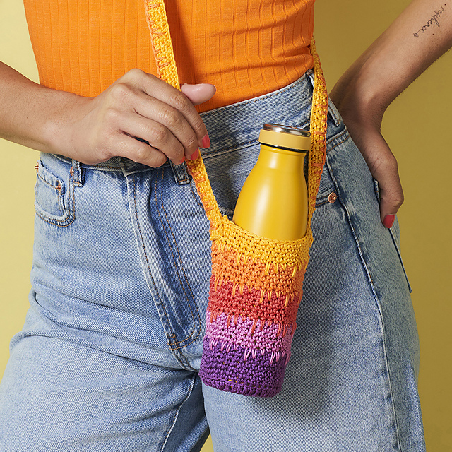 Ravelry: Sunny Dayz Bottle Holder pattern by Rosalie Reeves