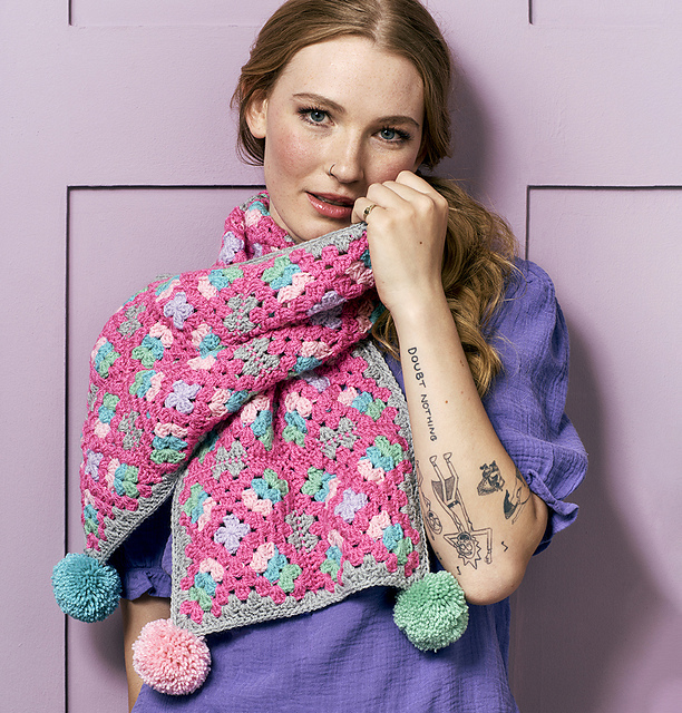 Ravelry: Granny Square Scarf with Pom Poms pattern by Alexandra Lund