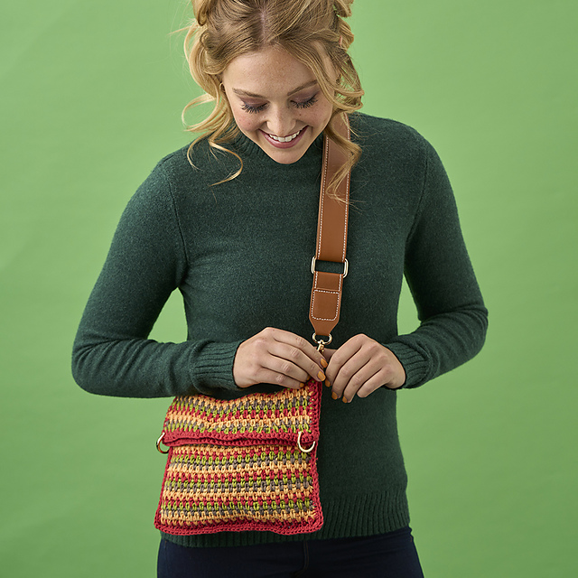 Ravelry: Cross Body Bag pattern by Lisa Hendry