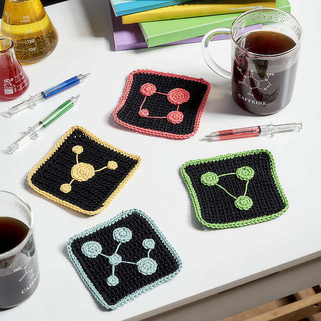 Ravelry: Molecule Coasters pattern by Natalie Beard