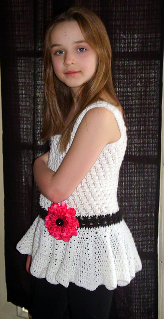 Ravelry: Stand Alone Girls Top pattern by Country Willow Designs